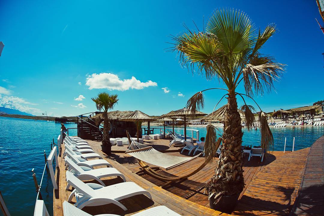 Noa Beach Club 【Book Your Beach Club】2026 | Sandbeds