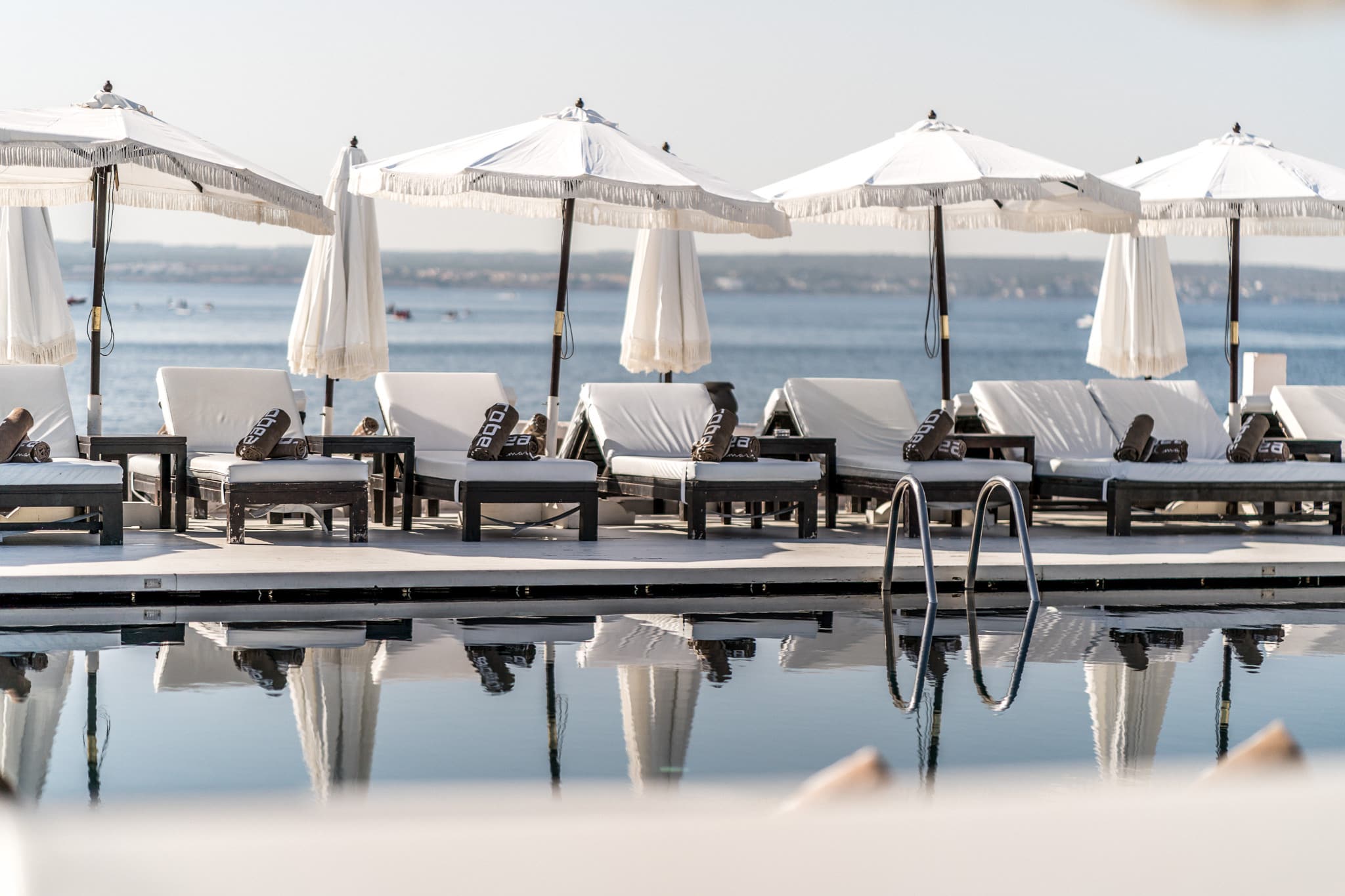 Are you looking for Beach Club in Denia? | Sandbeds