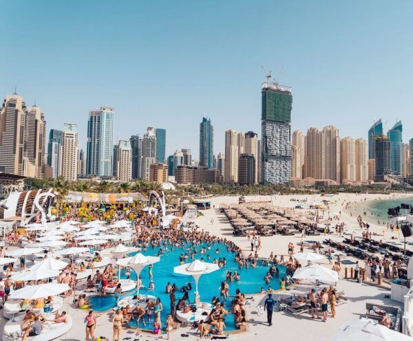 Zero Gravity Dubai — Beach Club in Dubai, UAE | Guide Sandbeds 2025
