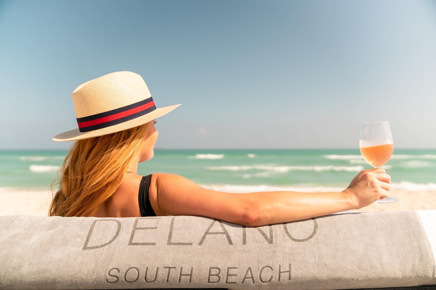 Delano Beach Club — Beach Club en Miami, Estados Unidos | Guía Sandbeds ...