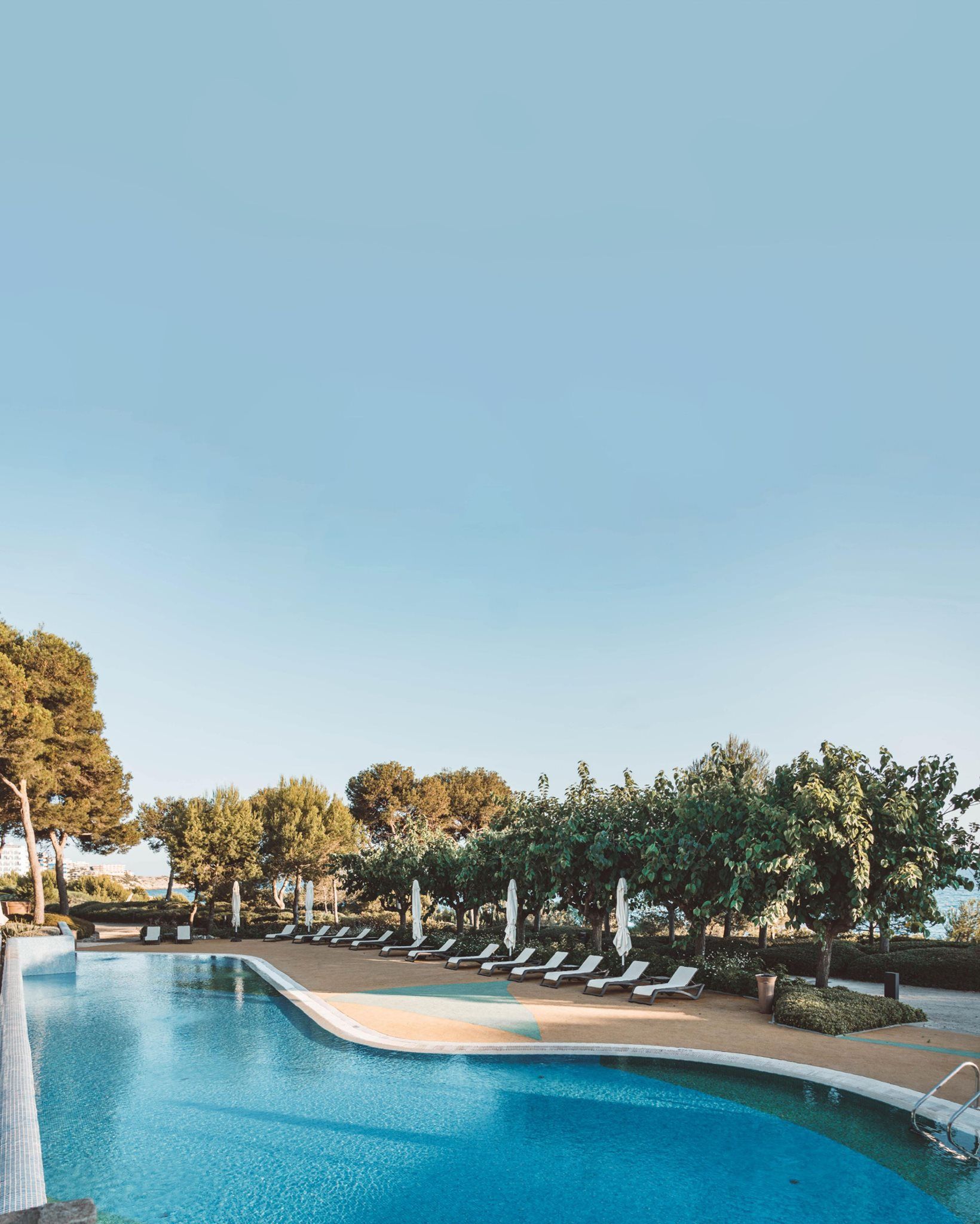 Infinitum Beach Club — Beach Club in Tarragona, Spain | Guide Sandbeds 2025